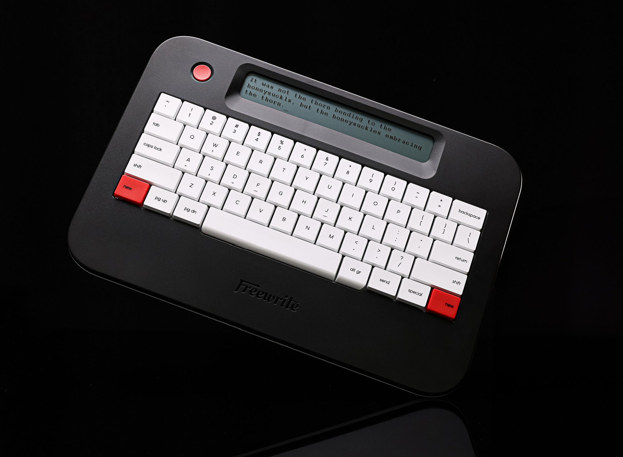 Alpha Raven Black With Backlight - Freewrite Store